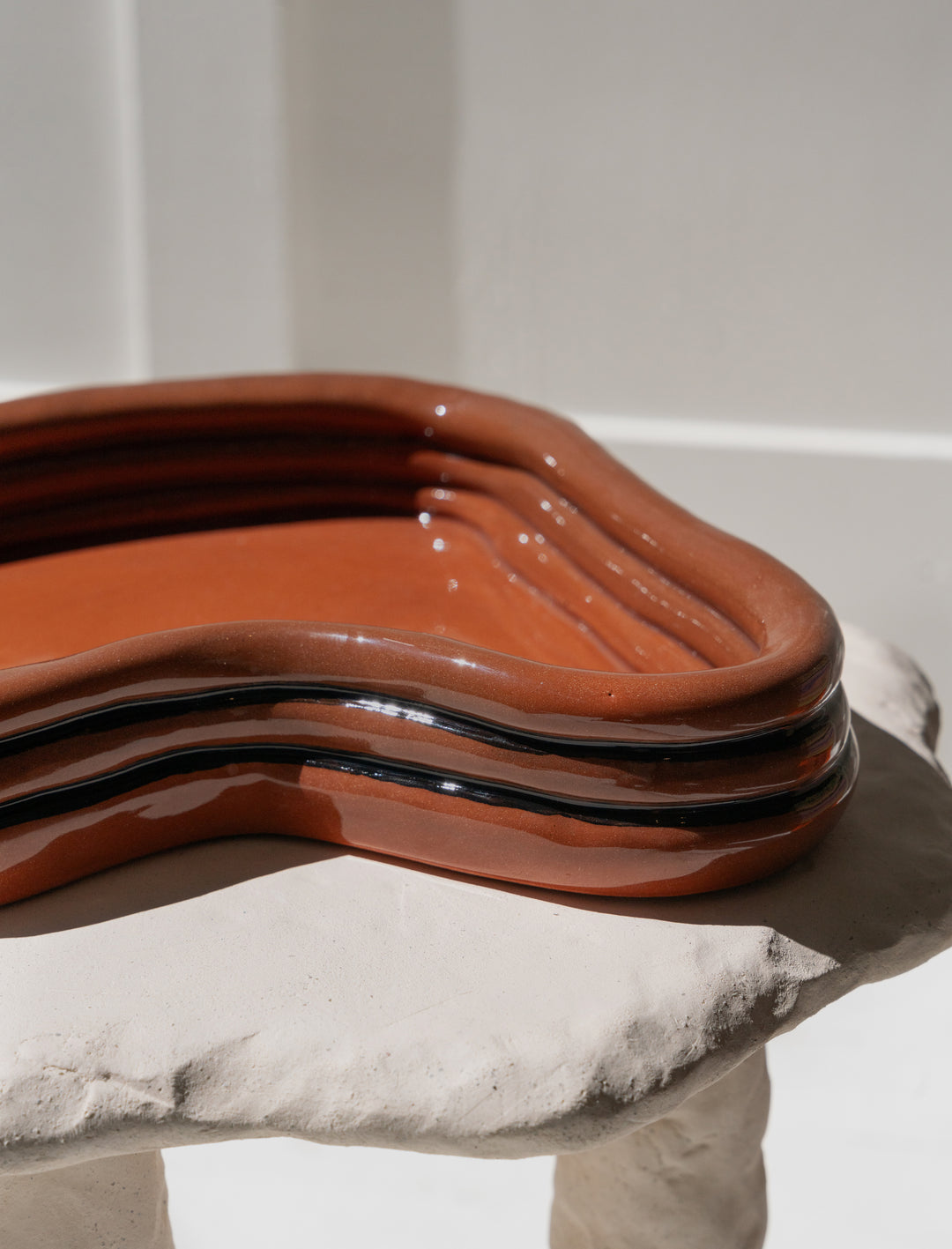 Cristaseya Anaphi Ceramic Plate 1 – Neighbour