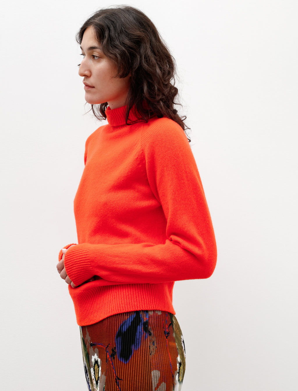 Sunspel Funnel Neck Jumper Magma – Neighbour