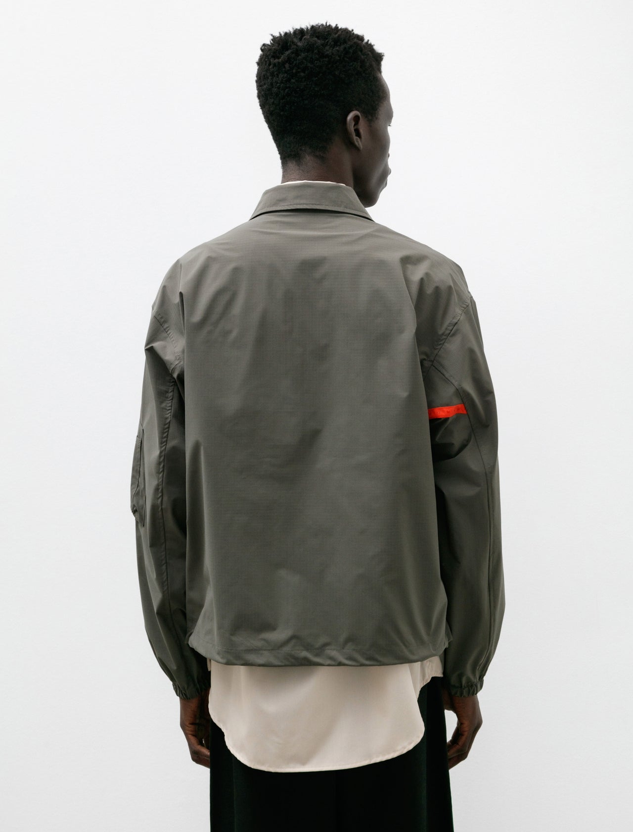 Phingerin Mens – Neighbour