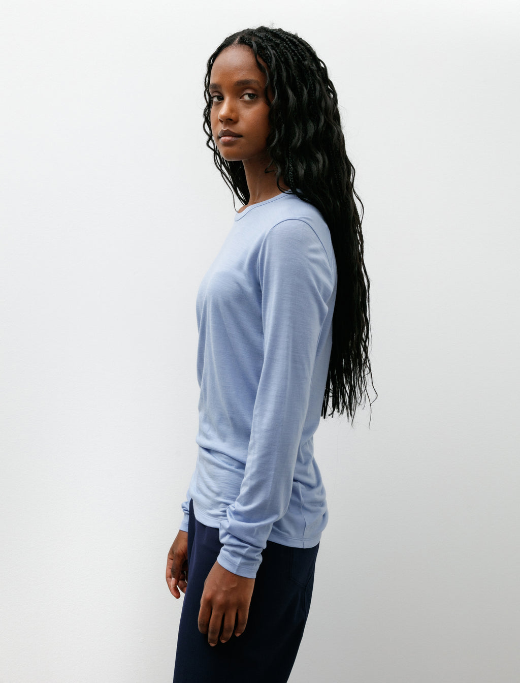 Veilance Frame LS Crew Waterfront – Neighbour