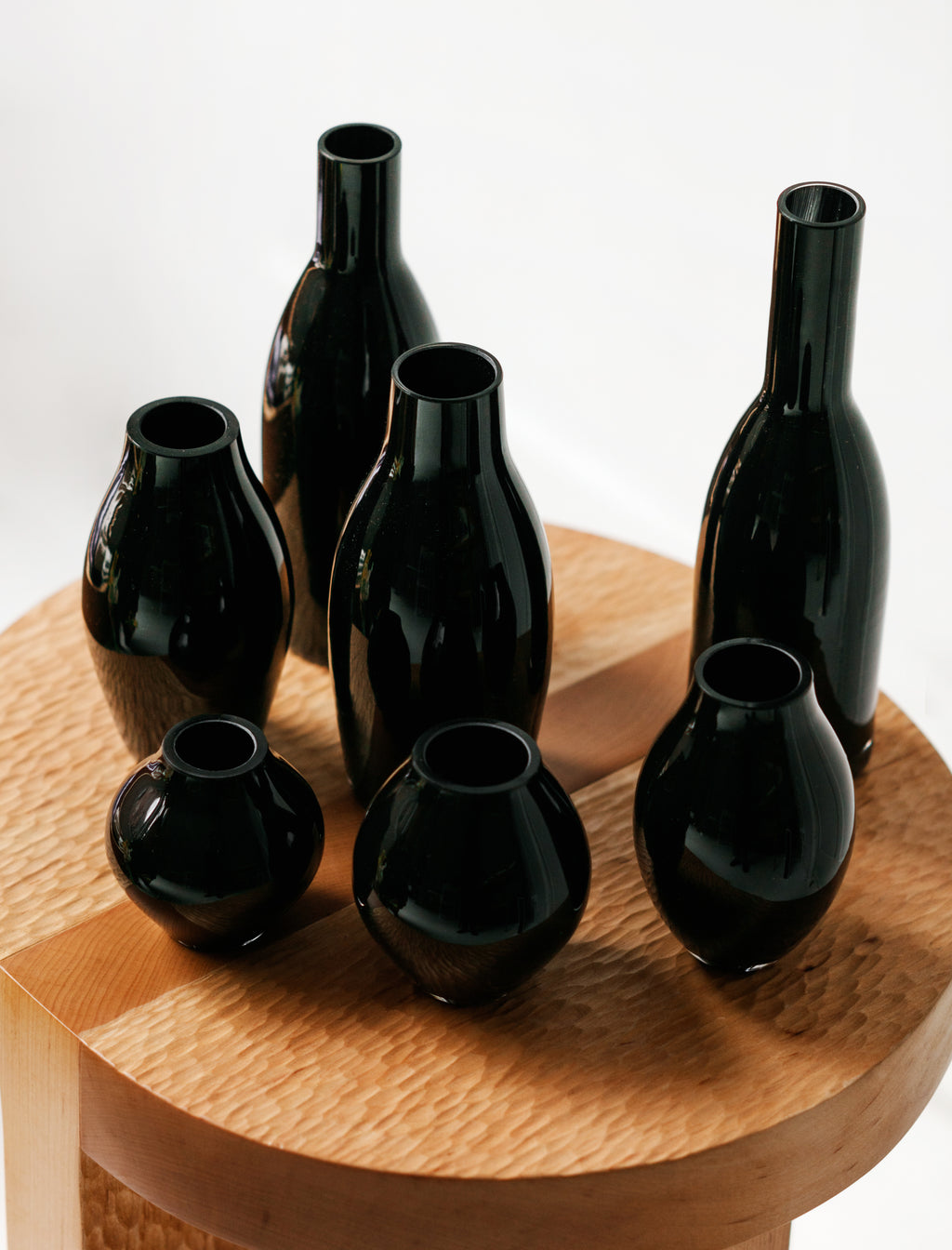 Tsé Tsé Seven Nights Vases – Neighbour