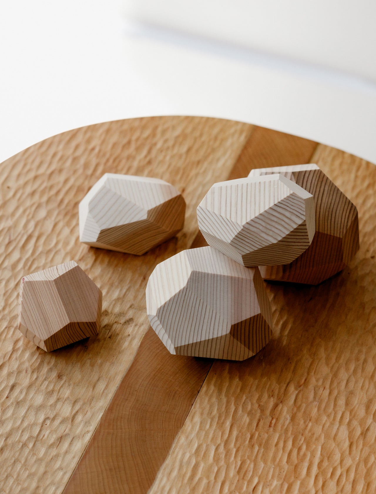 Tumi-Isi Balancing Blocks Plain – Neighbour
